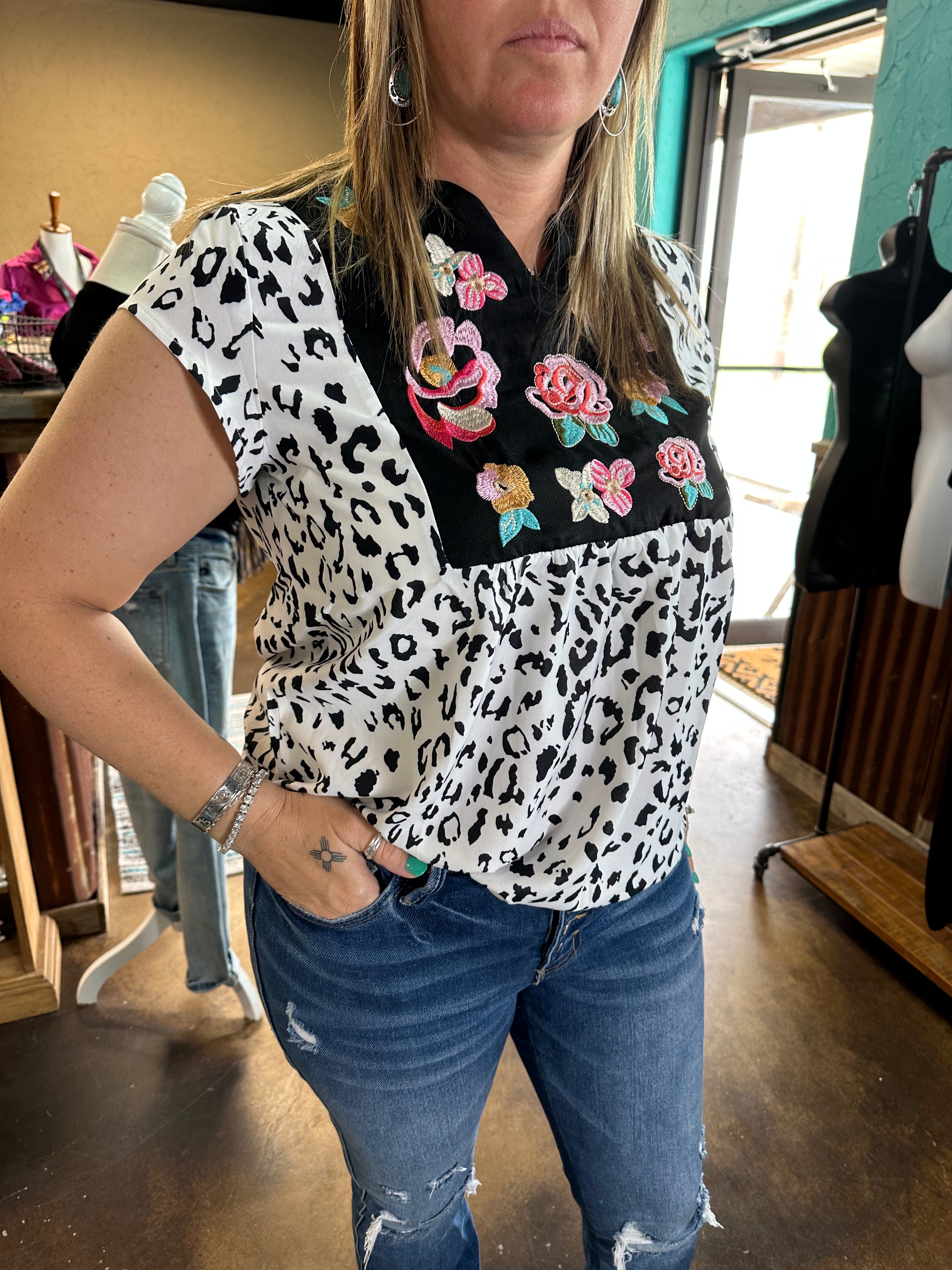 The Mary Top – Wandering Gypsy Boutique & Salon